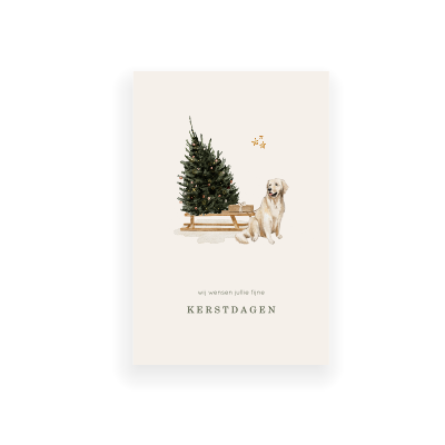 Kerstkaart met illustratie kerstboom op slee en golden retriever hond
